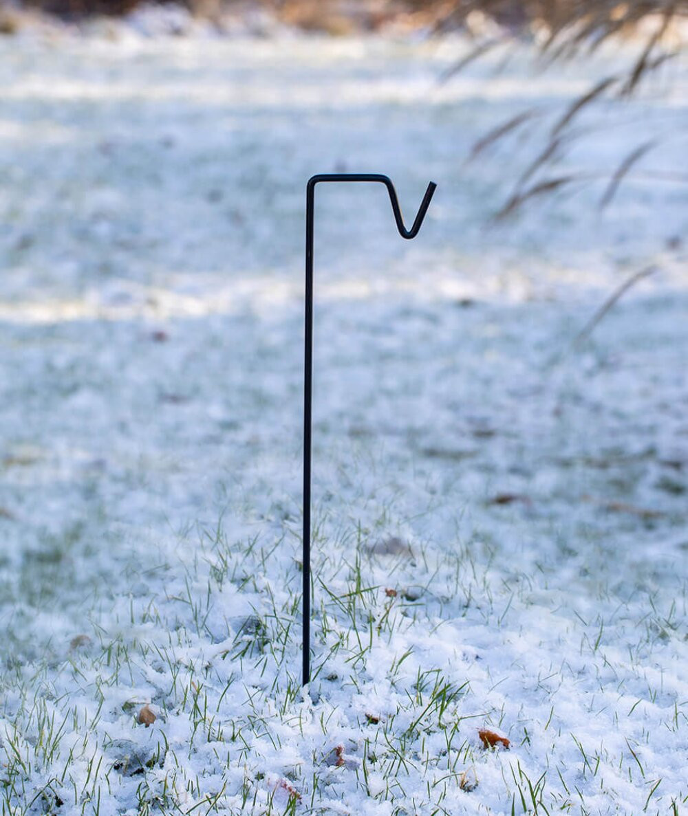 Sort lakeret spyd til hængelanterner. Perfekt til haven og kirkegården